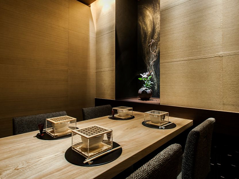 Private room WASHOKU dining HIGASHIYAMA | Japanese food Wagyu Sukiyaki ...